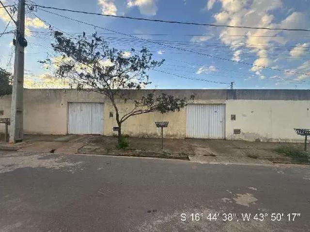 Apartamento para Venda em Montes Claros/MG Delfino Magalhães 2 Quartos