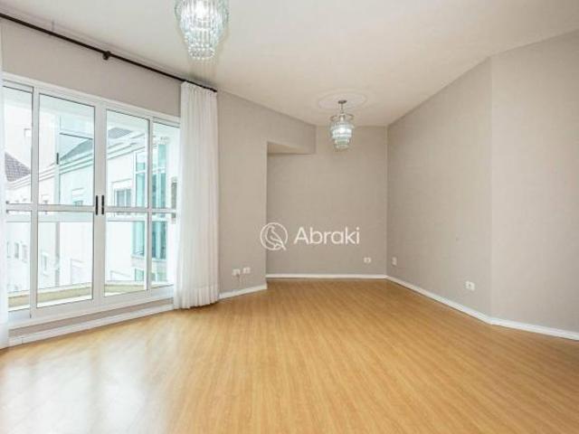 Apartamento para venda em Mossunguê de 100.00m² com 3 Quartos, 1 Suite e 2 Garagens