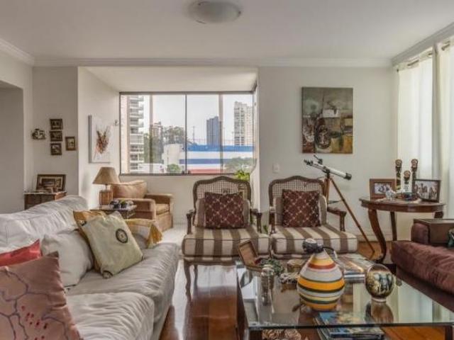 Apartamento para venda em Morumbi com 4 quartos, sendo 1 suíte, 175m²