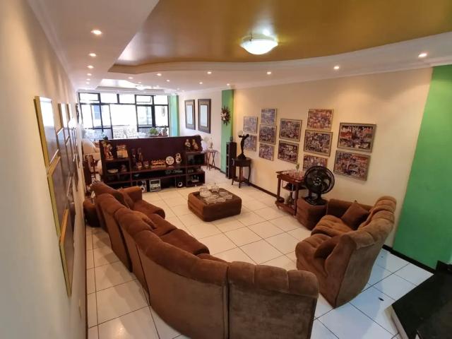 Apartamento para Venda em Natal/RN Lagoa Nova 5 Quartos