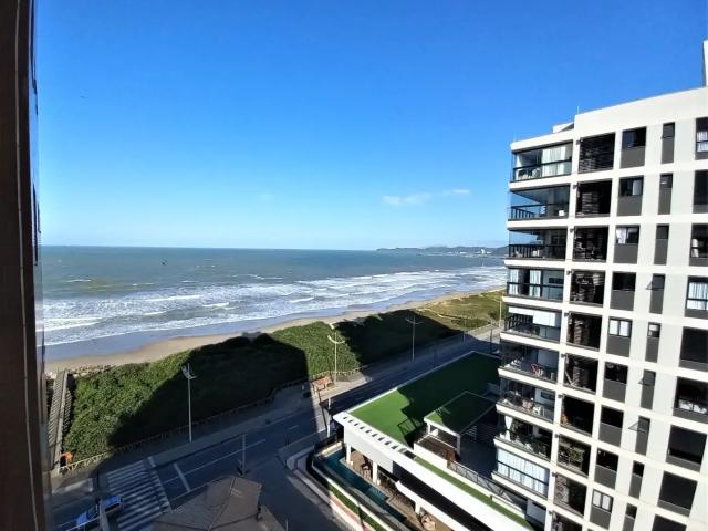 Apartamento para Venda em Navegantes/SC Centro 3 Quartos