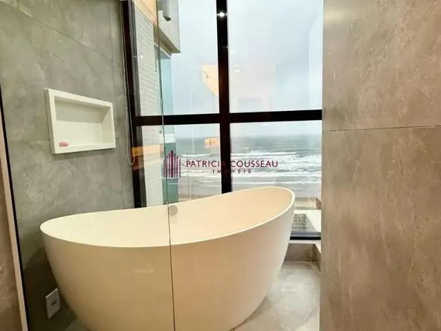Apartamento para Venda em Navegantes/SC Gravata 3 Quartos