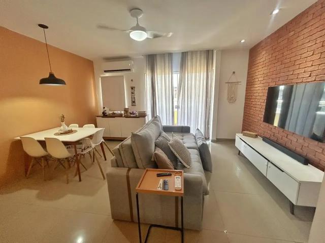 Apartamento para Venda em Nilópolis/RJ Centro 3 Quartos