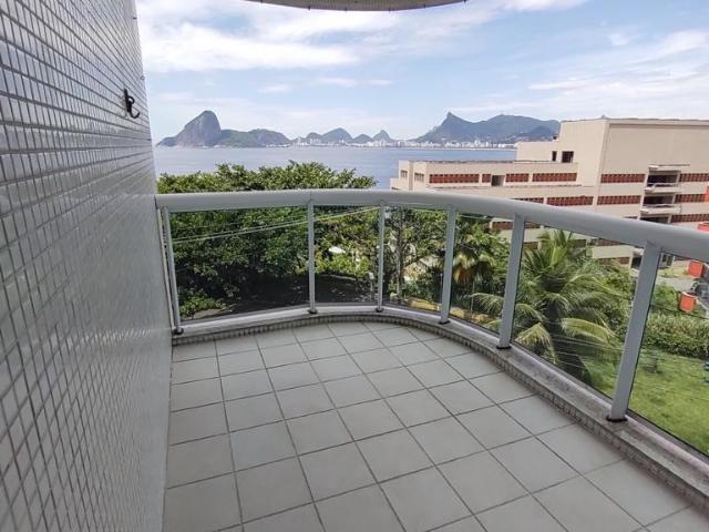 Apartamento para Venda em Niterói/RJ Boa Viagem 4 Quartos