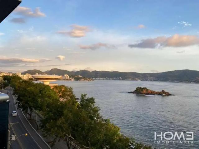 Apartamento para Venda em Niterói/RJ Boa Viagem 4 Quartos