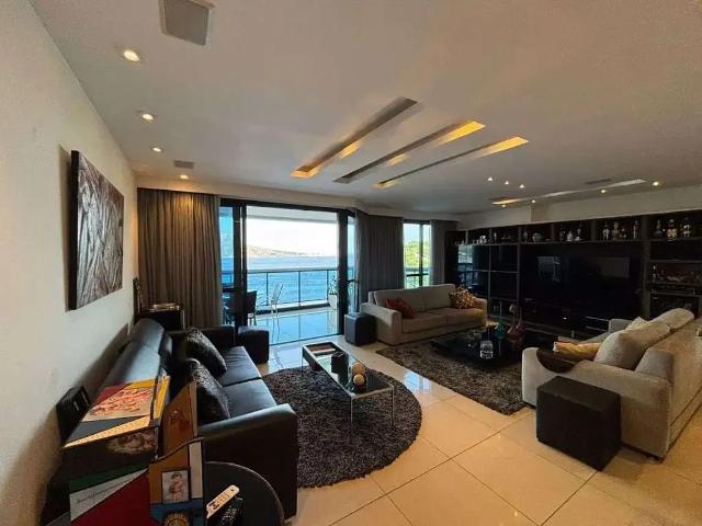 Apartamento para Venda em Niterói/RJ Boa Viagem 4 Quartos