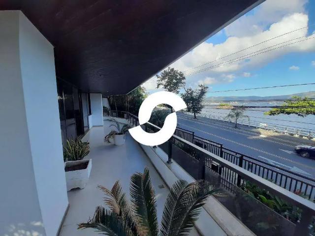 Apartamento para Venda em Niterói/RJ Boa Viagem 5 Quartos