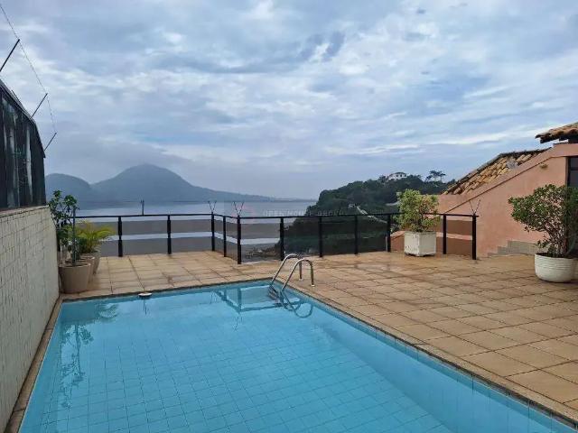 Apartamento para Venda em Niterói/RJ Boa Viagem 5 Quartos