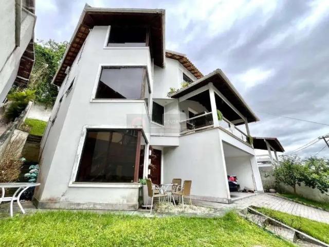 Apartamento para Venda em Niterói/RJ Camboinhas 3 Quartos