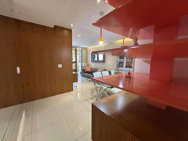Apartamento para Venda em Niterói/RJ Charitas 3 Quartos