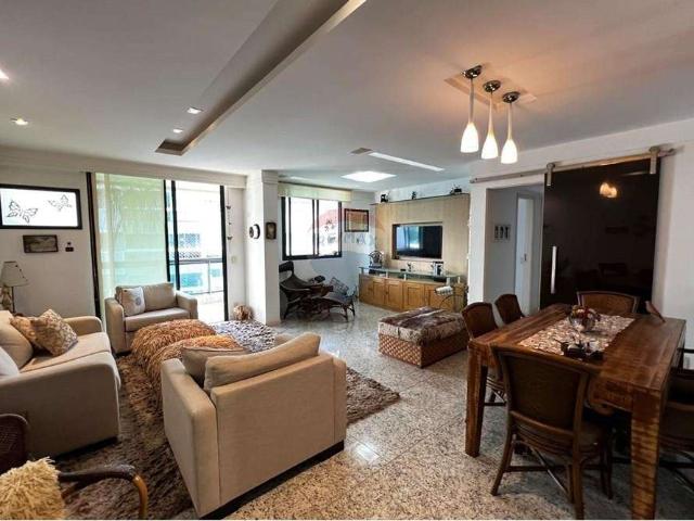 Apartamento para Venda em Niterói/RJ Charitas 3 Quartos