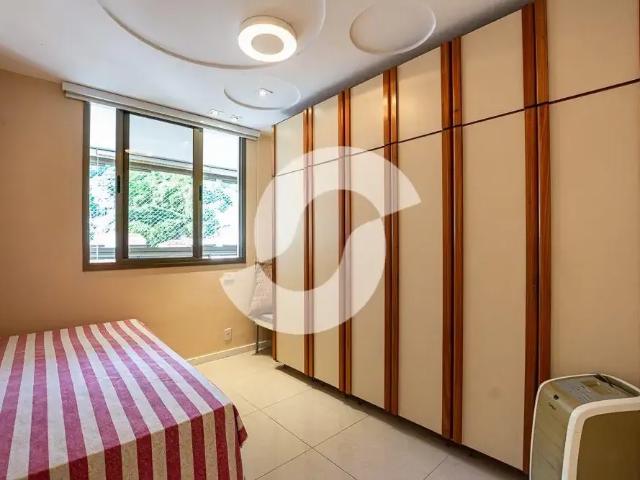 Apartamento para Venda em Niterói/RJ Charitas 3 Quartos