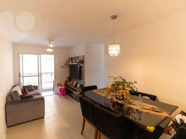 Apartamento para Venda em Niterói/RJ Fátima 3 Quartos
