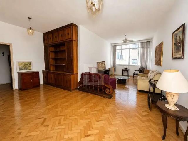 Apartamento para Venda em Niterói/RJ Icaraí 3 Quartos