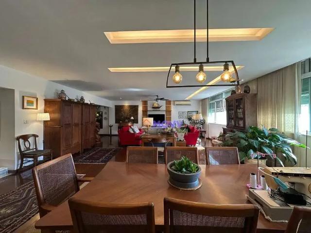 Apartamento para Venda em Niterói/RJ Icaraí 4 Quartos