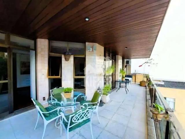 Apartamento para Venda em Niterói/RJ Icaraí 4 Quartos
