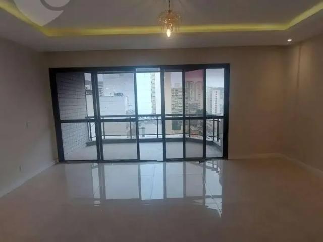Apartamento para Venda em Niterói/RJ Icaraí 4 Quartos