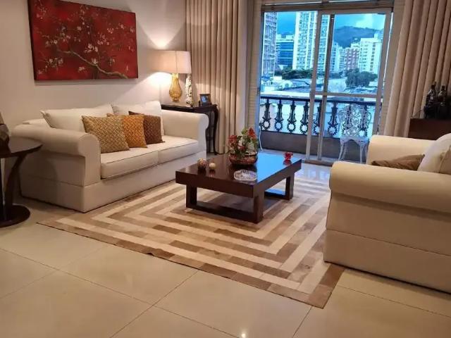 Apartamento para Venda em Niterói/RJ Icaraí 4 Quartos