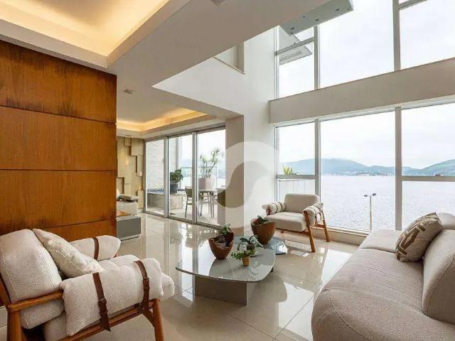 Apartamento para Venda em Niterói/RJ Icaraí 4 Quartos