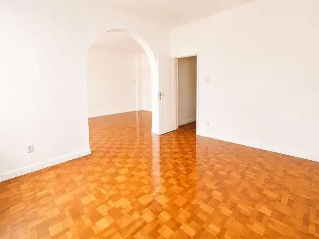 Apartamento para Venda em Niterói/RJ Icaraí 5 Quartos