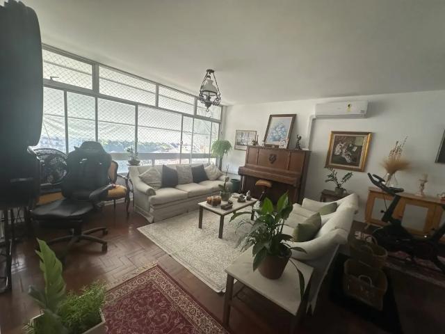 Apartamento para Venda em Niterói/RJ Ingá 3 Quartos