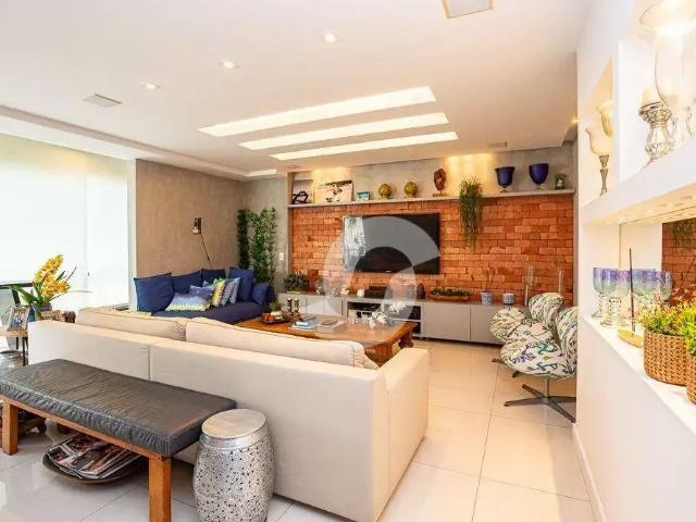 Apartamento para Venda em Niterói/RJ Ingá 4 Quartos