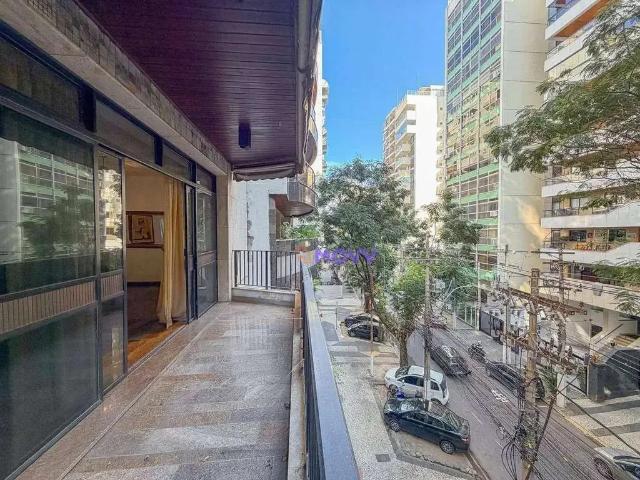 Apartamento para Venda em Niterói/RJ Ingá 4 Quartos