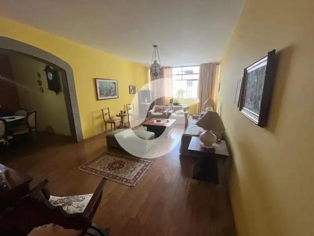 Apartamento para Venda em Niterói/RJ Ingá 4 Quartos