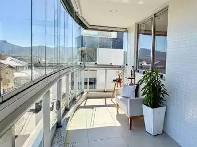 Apartamento para Venda em Niterói/RJ Itaipu 3 Quartos
