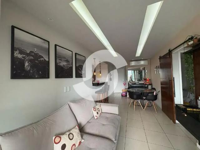 Apartamento para Venda em Niterói/RJ Maravista 2 Quartos