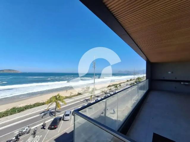 Apartamento para Venda em Niterói/RJ Piratininga 4 Quartos