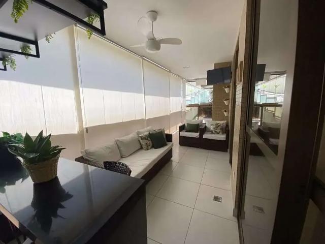 Apartamento para Venda em Niterói/RJ Piratininga 4 Quartos