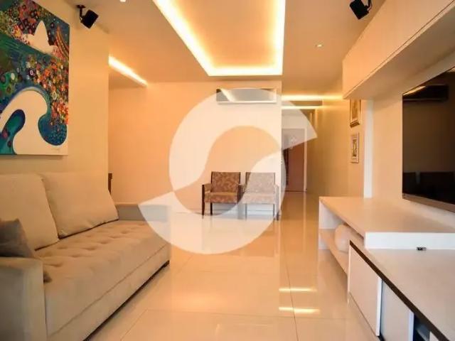 Apartamento para Venda em Niterói/RJ Piratininga 4 Quartos