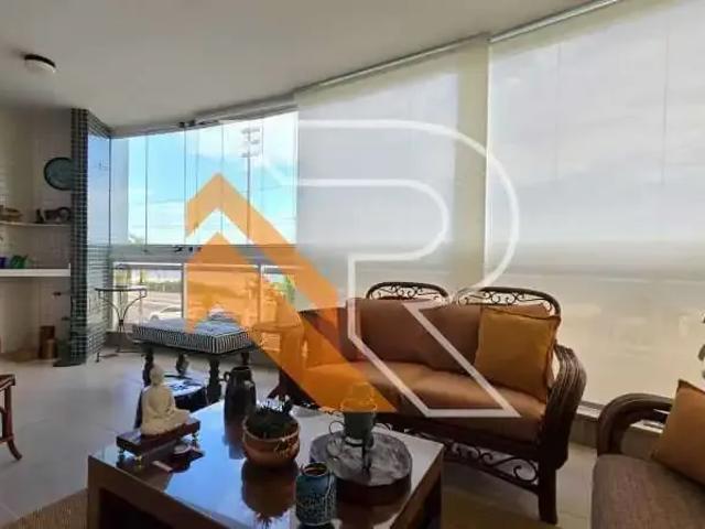 Apartamento para Venda em Niterói/RJ Piratininga 4 Quartos