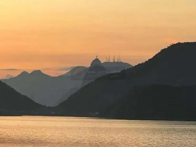 Apartamento para Venda em Niterói/RJ Piratininga 2 Quartos
