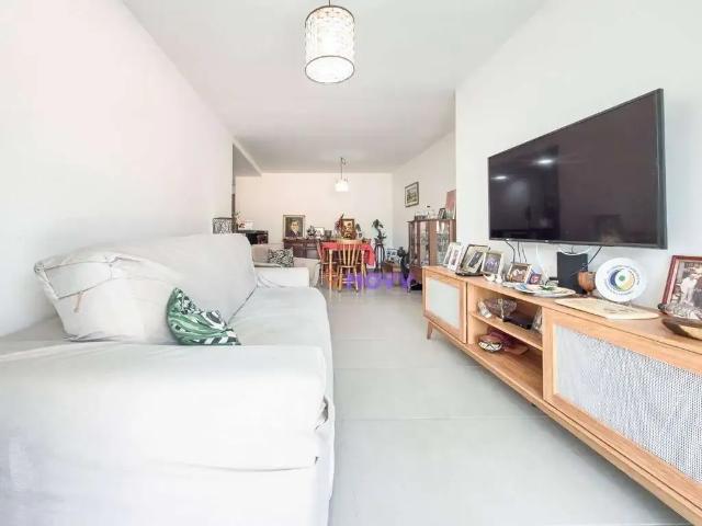 Apartamento para Venda em Niterói/RJ Piratininga 3 Quartos
