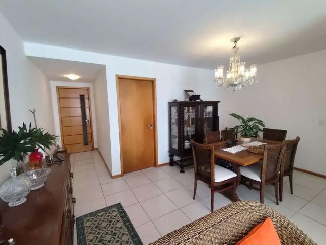 Apartamento para Venda em Niterói/RJ Piratininga 3 Quartos