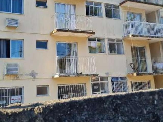 Apartamento para Venda em Niterói/RJ Rio do Ouro 2 Quartos