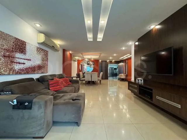 Apartamento para Venda em Niterói/RJ São Francisco 4 Quartos