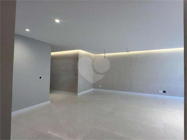Apartamento para Venda em Niterói/RJ Santa Rosa 2 Quartos