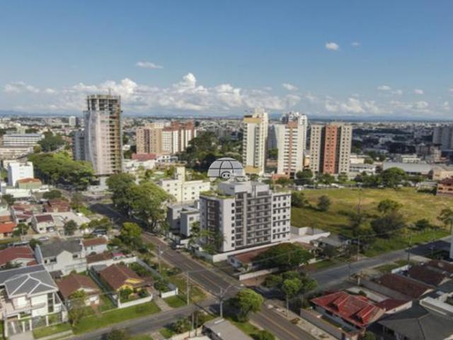 Apartamento para venda em Novo Mundo de 30.00m² com 1 Quarto