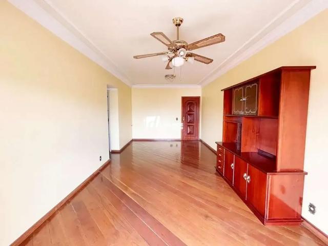 Apartamento para Venda em Nova Iguaçu/RJ Centro 3 Quartos