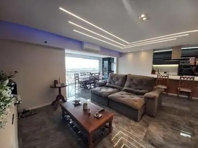 Apartamento para Venda em Nova Iguaçu/RJ Centro 4 Quartos