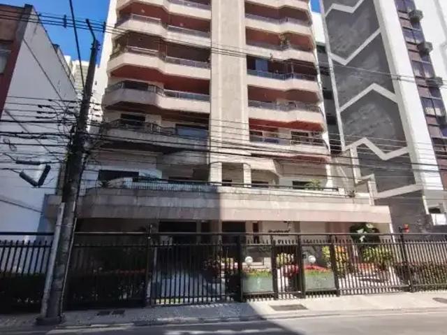 Apartamento para Venda em Nova Iguaçu/RJ Centro 4 Quartos