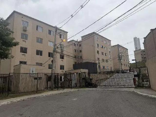 Apartamento para Venda em Nova Iguaçu/RJ Cerâmica 2 Quartos