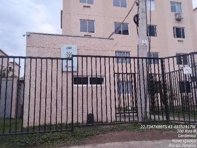 Apartamento para Venda em Nova Iguaçu/RJ Cerâmica 2 Quartos