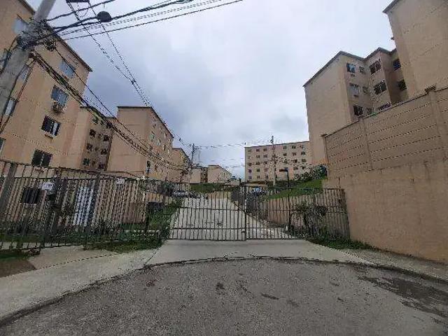 Apartamento para Venda em Nova Iguaçu/RJ Cerâmica 2 Quartos