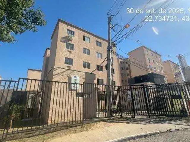 Apartamento para Venda em Nova Iguaçu/RJ Cerâmica 2 Quartos