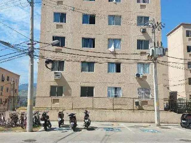 Apartamento para Venda em Nova Iguaçu/RJ Cerâmica 2 Quartos