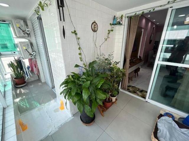 Apartamento para venda em Ocian de 64.00m² com 2 Quartos, 1 Suite e 1 Garagem